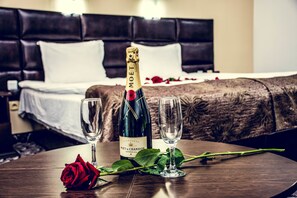 Quarto Duplo Superior, varanda | Secretária, quartos insonorizados, berços/camas para crianças grátis