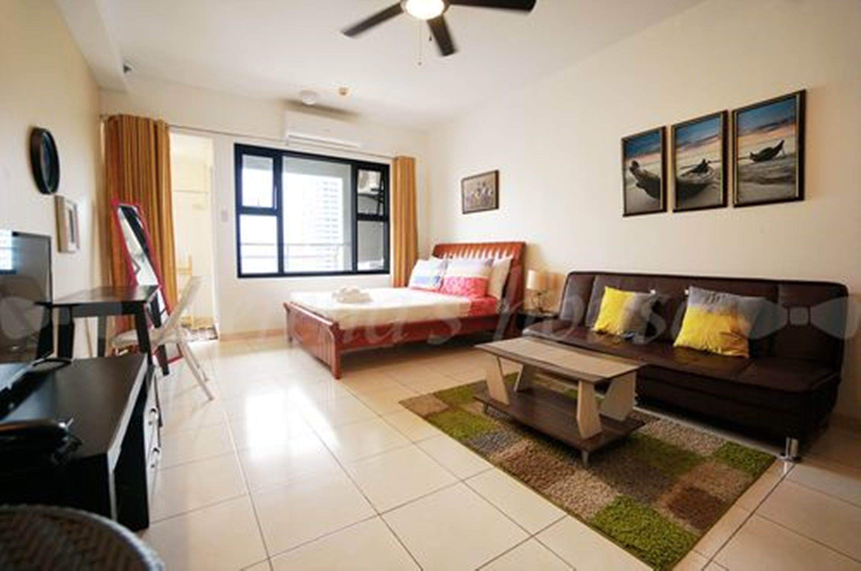 Quarto casal conforto, 1 cama Queen, vista para a cidade | Roupas de cama antialérgicas, escrivaninha