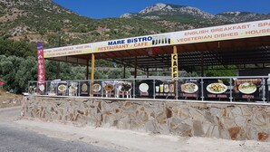 Café da manhã, almoço e jantar