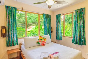 Roupas de cama premium, cofres nos quartos