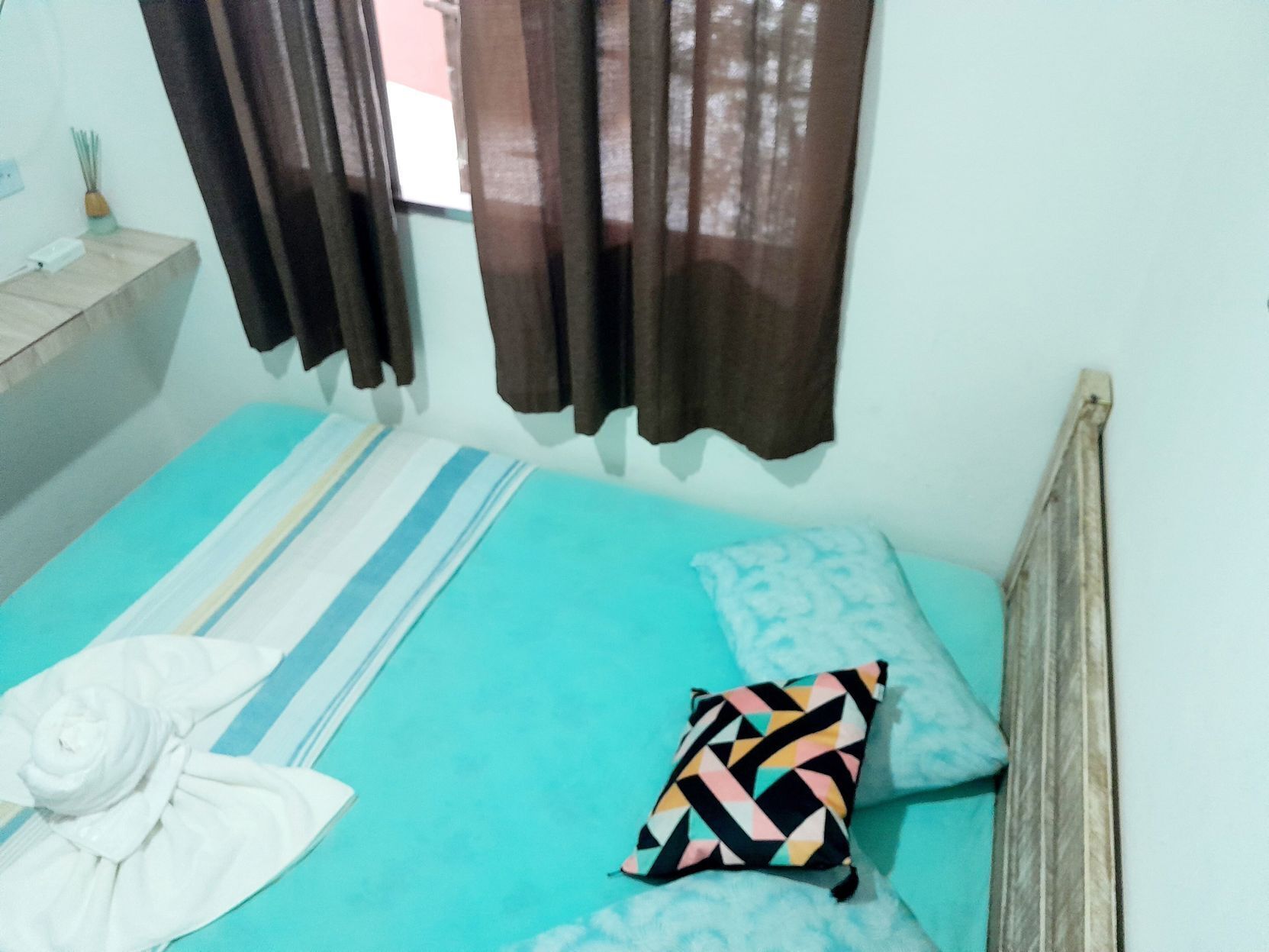 Wi-fi grátis, roupa de cama fornecida 
