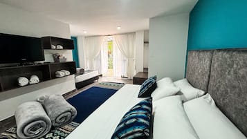 Quarto quádruplo elite, sacada | 1 quarto, roupas de cama de algodão egípcio, roupas de cama premium