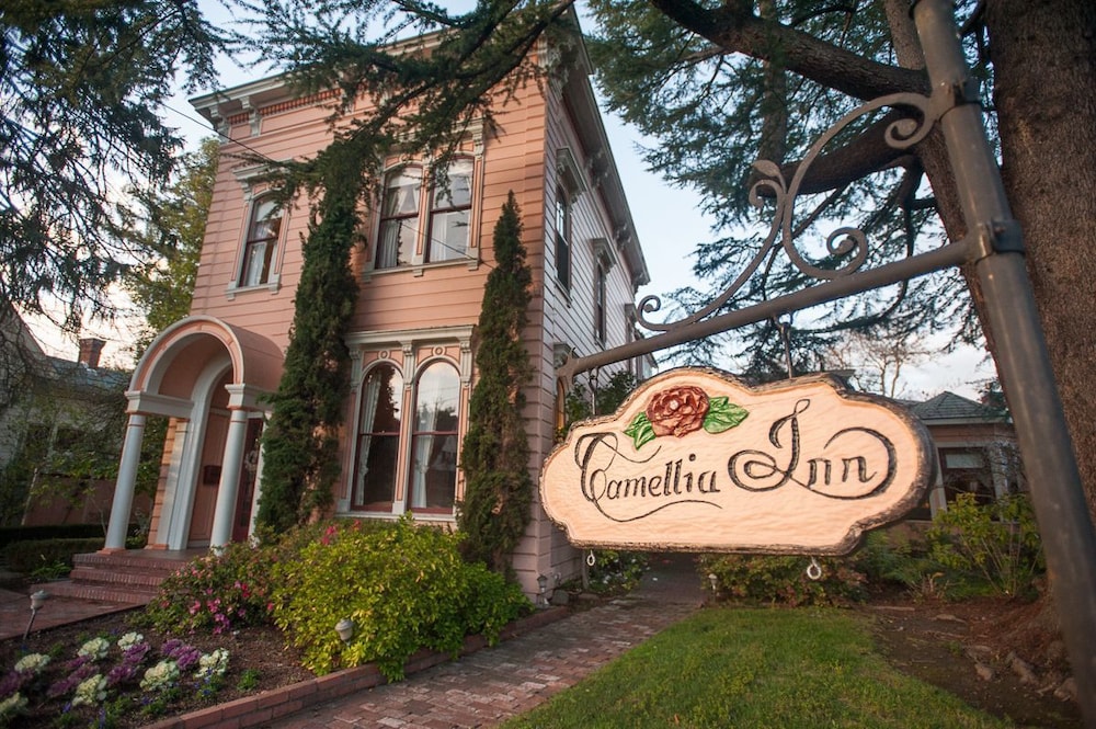 Camellia Inn - Healdsburg