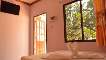Villa, 1 quarto (4 Pax) | 1 quarto, secretária, roupa de cama fornecida