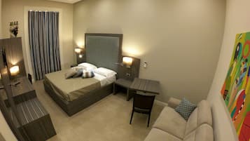 Quarto Superior | Roupa de alta qualidade, secretária