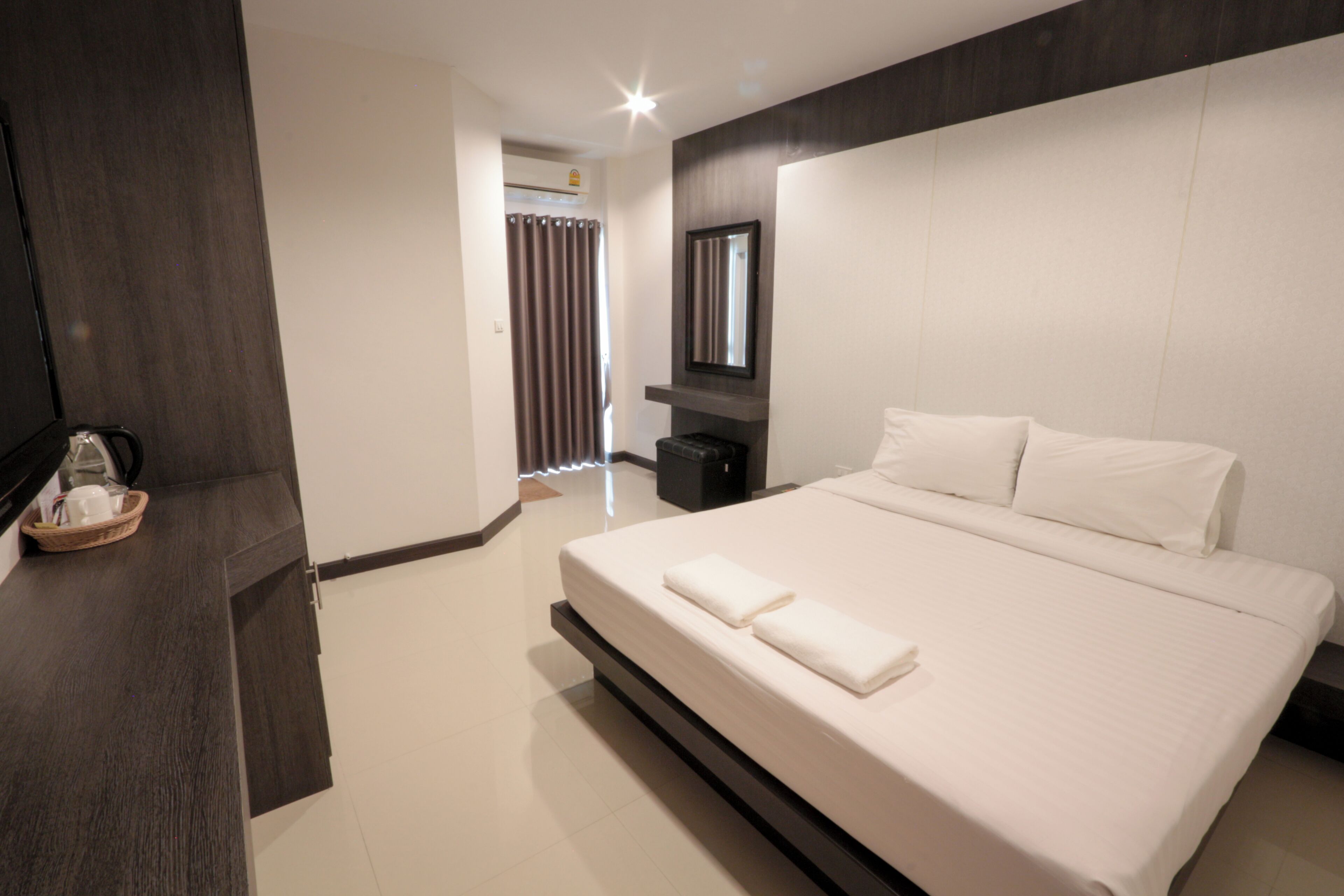 Quarto Duplo Superior | Wi-fi grátis, roupa de cama fornecida 