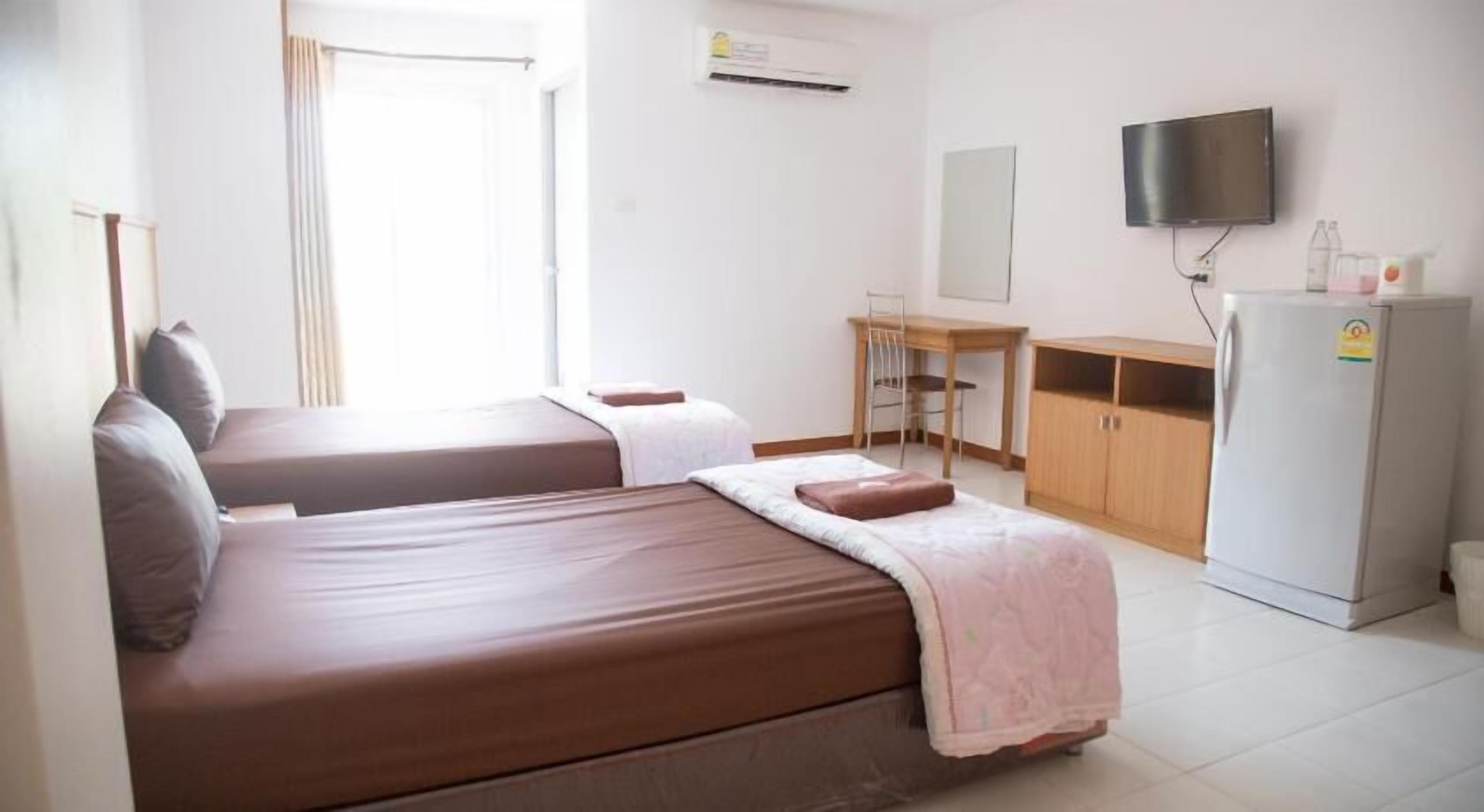 Escrivaninha, Wi-Fi de cortesia, roupa de cama