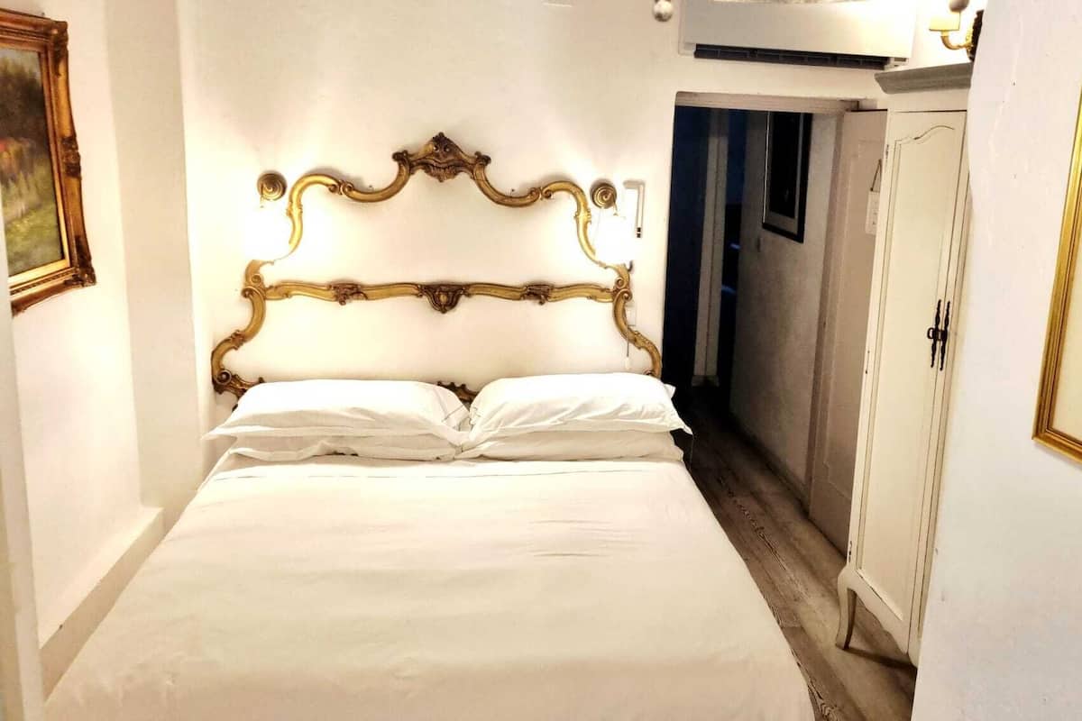 Suite Júnior, 2 quartos, Vista para a cidade | Roupa de alta qualidade, minibar, secretária, quartos insonorizados 