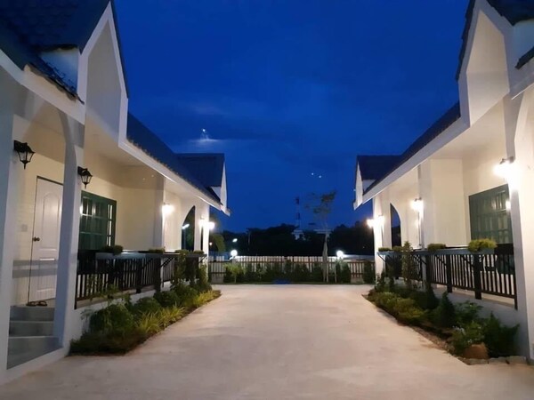 Jirawadee Resort - Khon Kaen