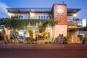 Fachada da propriedade