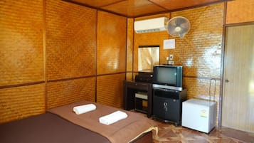 Standard Bungalow with Air Condition | Comodidades do quarto