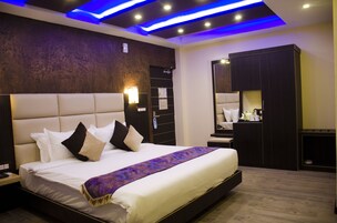 Roupas de cama premium, cofres nos quartos