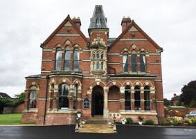 Fachada da propriedade