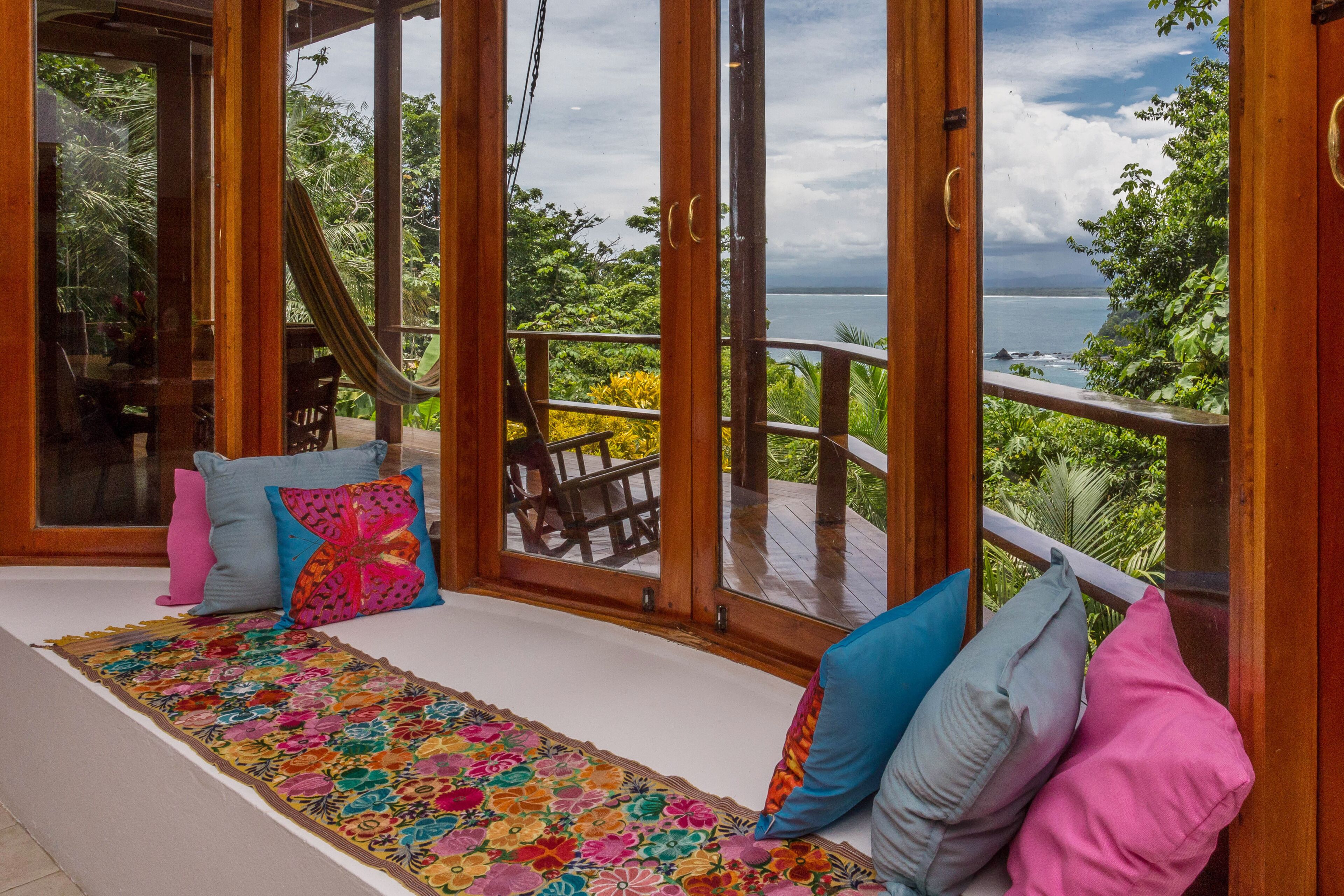 Ocean Estate with Beach access and incredible Ocean/Jungle views ...