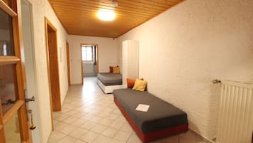 1 quarto, escrivaninha, Wi-Fi de cortesia, roupa de cama