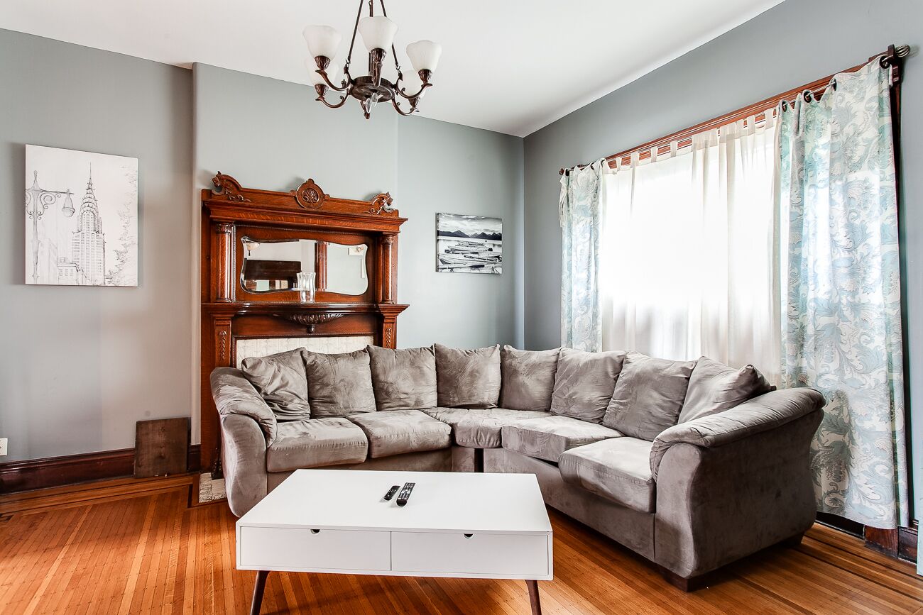 Beautiful Victorian Louisville Home - Louisville, KY