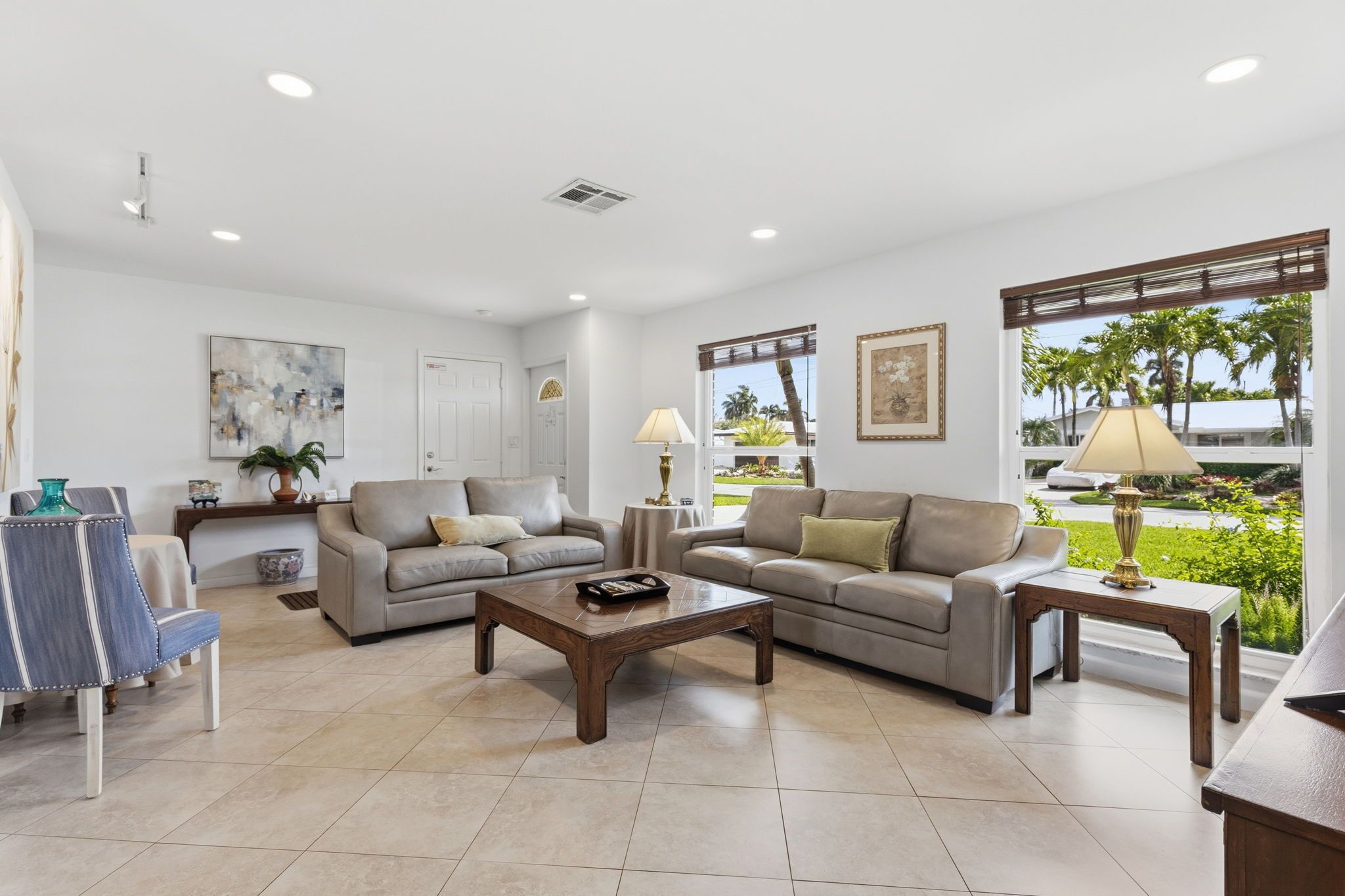 Waterfront Home At Bella Acqua  Heated Pool, Dock & Beach 5-minutes Away - Pompano Beach, FL