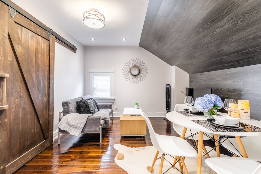 Boutique Penthouse Designer 1 Br Suite W/2 Balconies In Downtown Toronto - Mississauga