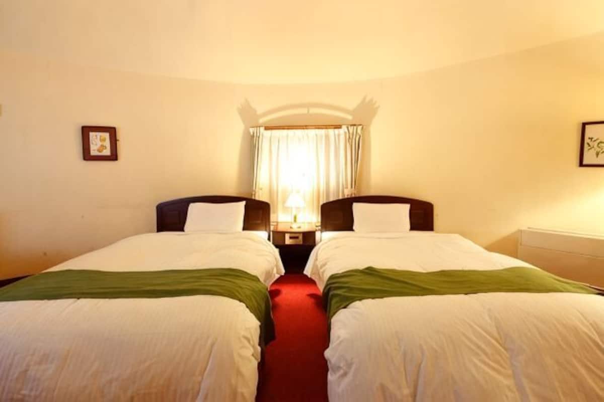 Wi-Fi de cortesia, roupa de cama