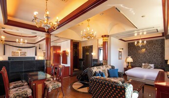 Suite Premium, não fumadores (external bathroom) | Roupa de alta qualidade, cofre no quarto, cortinas/cortinados opacos 