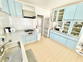 Casa Panorâmica, 3 quartos, terraço, vista para o oceano | Cozinha privada | Uma cafeteira/bule, um frigorífico, um micro-ondas 