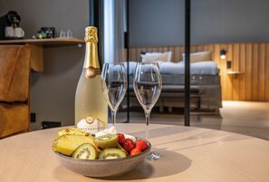 Suite, sauna | Secretária, ferro/tábua de engomar, Wi-fi grátis 