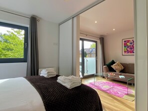Apartamento Executivo, 1 quarto, varanda | 1 quarto, lençóis de algodão egípcio, roupa de alta qualidade 