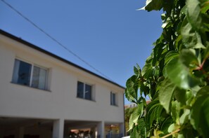 Fachada da propriedade