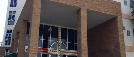 Fachada da propriedade