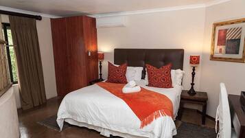 Quarto standard, 1 quarto | Roupas de cama premium, cofres nos quartos, Wi-Fi (sobretaxa)