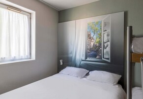 Quarto quádruplo | Escrivaninha, quartos à prova de som, Wi-Fi de cortesia, roupa de cama