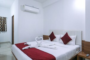 Quarto Duplo Deluxe, 1 cama de casal | Vista do quarto