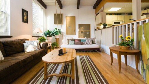 Sweet City Retreat - Phoenixville, PA