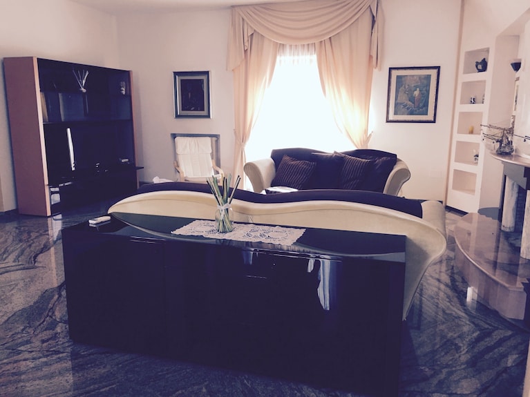 Ideal Für Familien Und Gruppen,sonnenschirm Und Liegestühle Im Preis Inbegriffen - Apulien