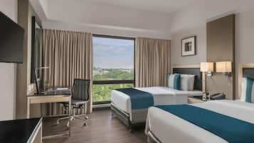 Quarto luxo | Frigobar, cofres nos quartos, escrivaninha