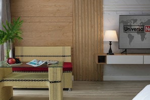 Suite-Estúdio Executiva | Minibar, secretária, Wi-fi grátis