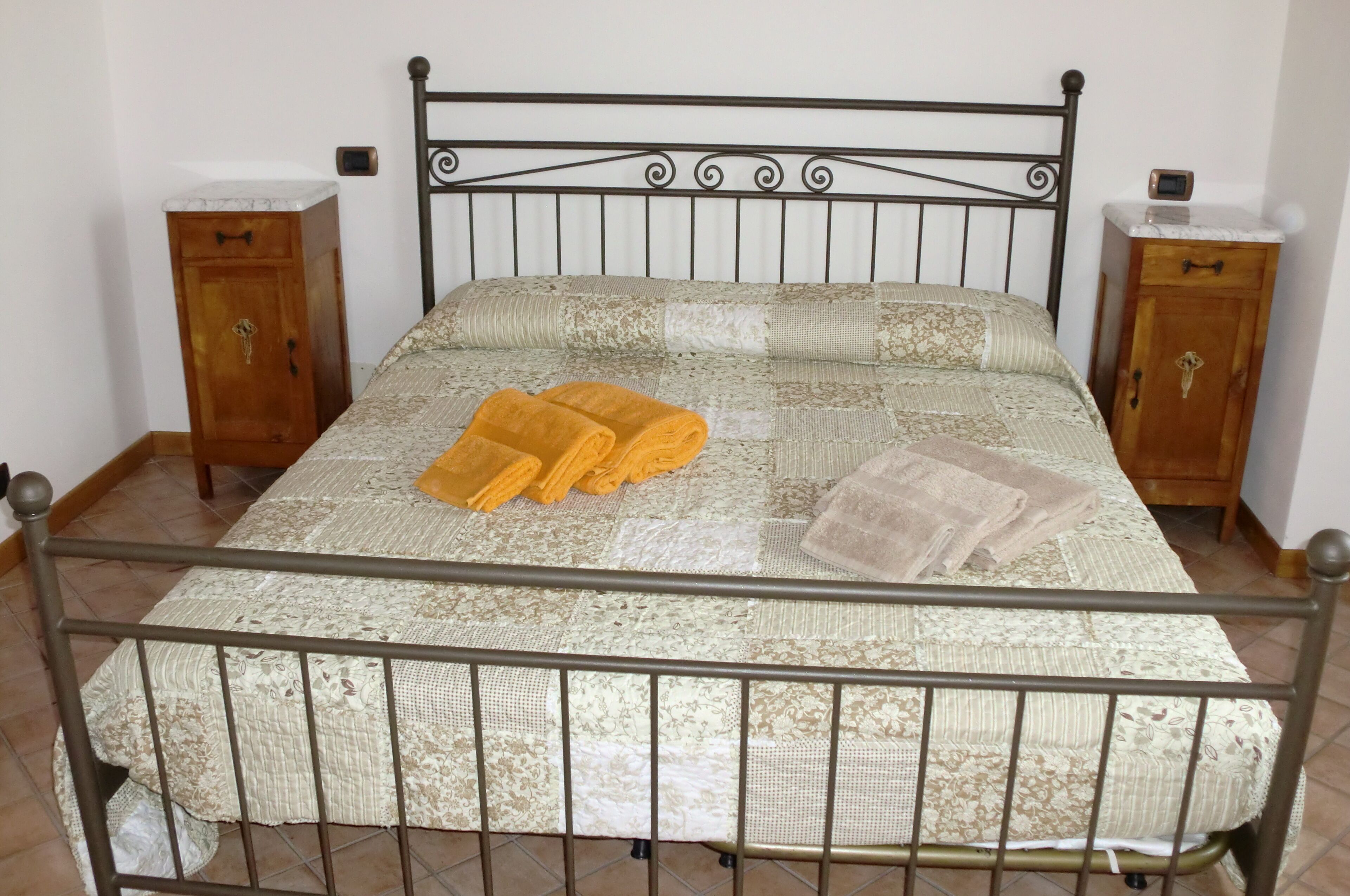 Pretty Rustic Home In A Tranquil And Green Village  For A Memorable Holiday - Limone Sul Garda