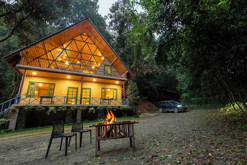 Latitude 29 By The Lake Resort - Naukuchia Taal