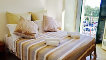Quarto casal standard | Camas com colchões de espuma com sistema de memória