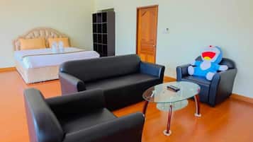 4-Bedroom with Private Pool | 4 quartos, escrivaninha, cortinas blackout