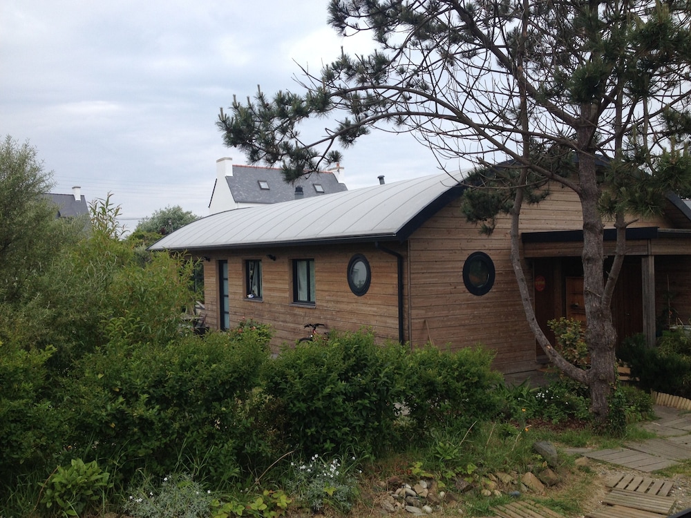 Maison En Bois à 50 M De La Plage, 250m De La Pointe De Primel - Plougasnou
