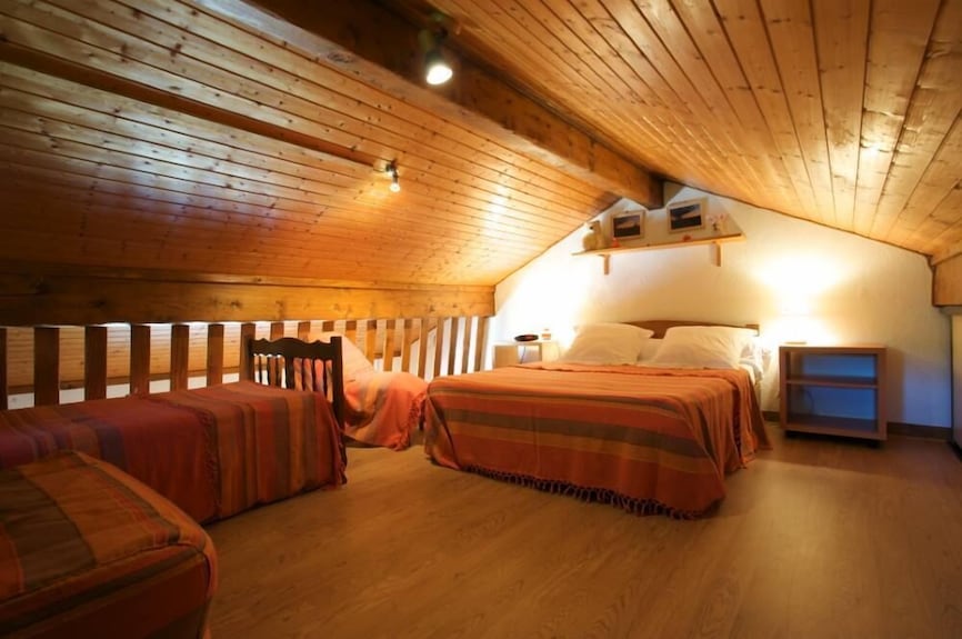 Summer And Winter Seasonal Rental, Saturday To Saturday During School Vacations - Alps