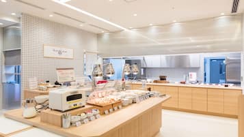 Café da manhã (JPY 2000 por pessoa)