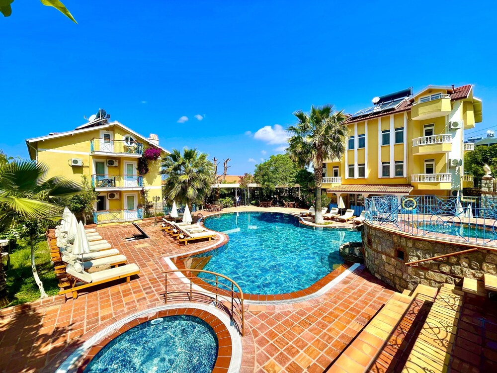 Mountain Valley Oludeniz - Олюдениз