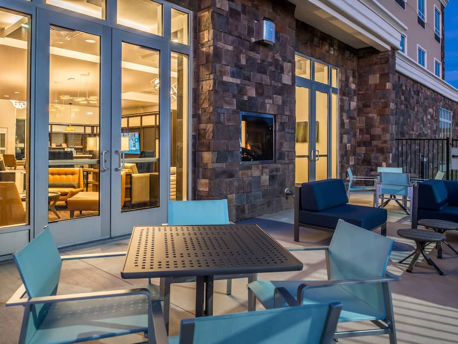 Pequenos-almoços e jantares servidos