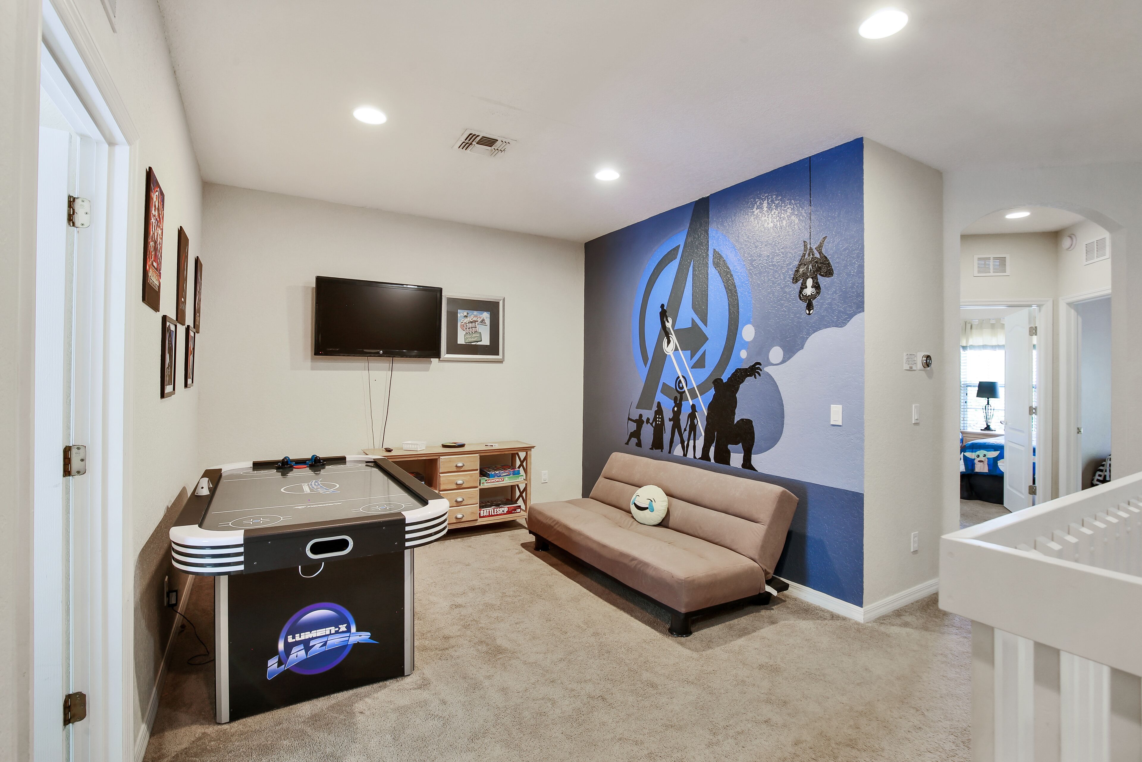 Stunning Vacation Getaway Home With A Lake View Near Disney - A Must Stay! - Kissimmee, FL