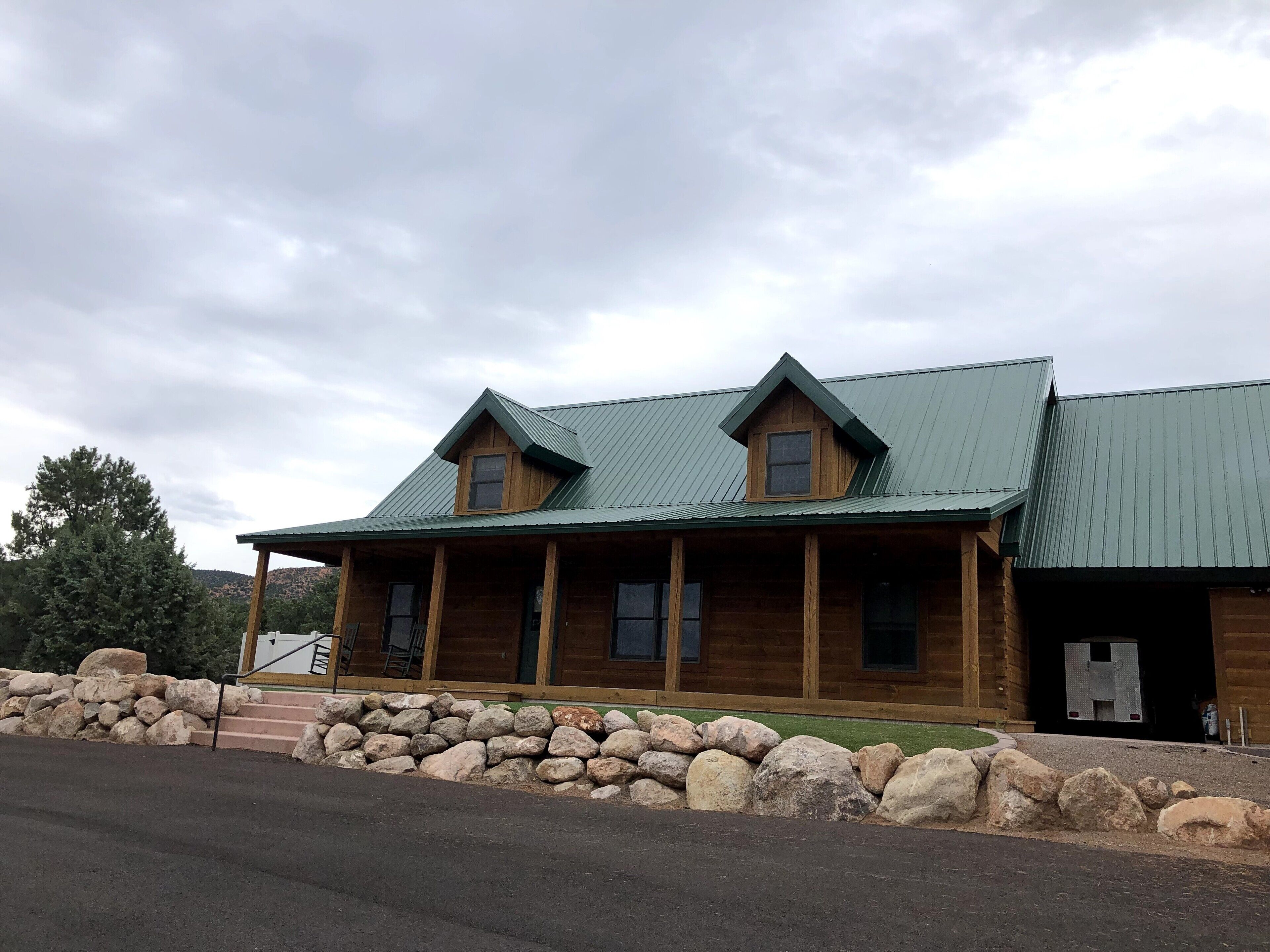 Cabana premium, vários quartos, cozinha, vista para a montanha | Individualmente decorados, individualmente mobiliados