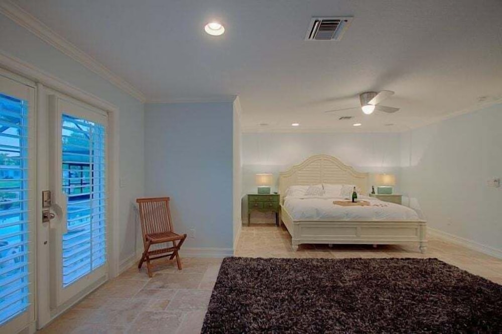 Summertime - Direct River And Gulf Access - Fort Myers, FL