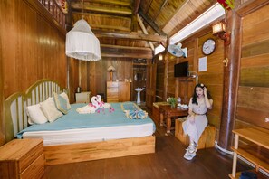 Quarto Duplo | Quartos insonorizados, Wi-fi grátis, roupa de cama fornecida