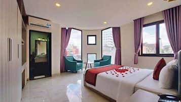 Suite Nobre, 1 cama queen-size, Vista para a cidade | Minibar, cofre no quarto, secretária, quartos insonorizados